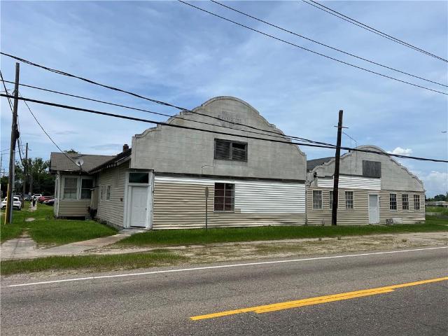 300 Farrar Avenue