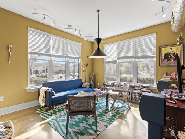 300 Finsbury Street Apt 114