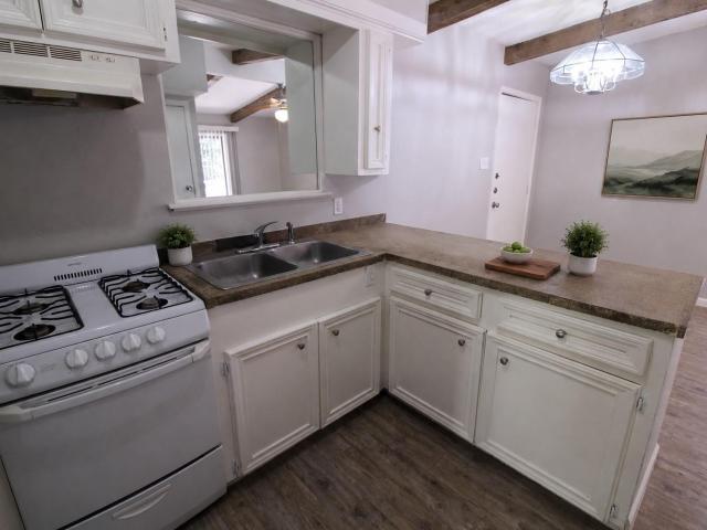 300 Franklin Blvd # 104