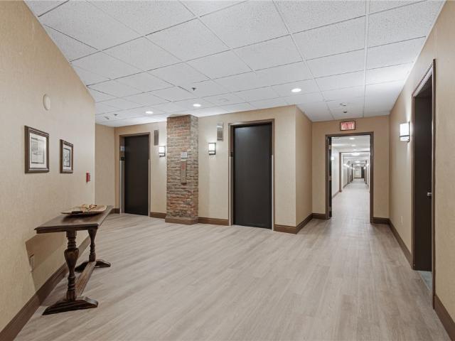 300 Front Street 512