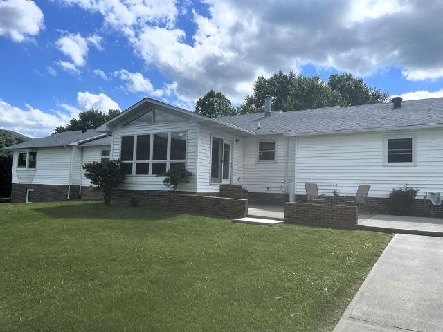 300 Kennedy Dr