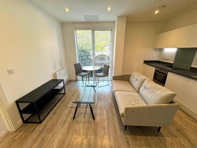 300 Kings Road, Reading RG1, 1 bed flat to rent, £1,530 pcm | PrimeLocation