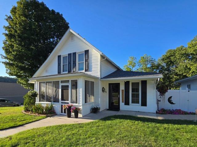 300 Kirkwood St E, Lanesboro, MN 55949