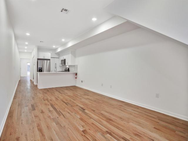 300 Halladay St, Unit 1, Jersey City, NJ 07304 | MLS #260002 | Compass
