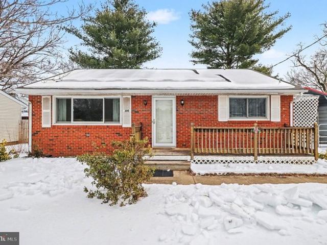 300 Hamilton St, Fredericksburg, VA 22408