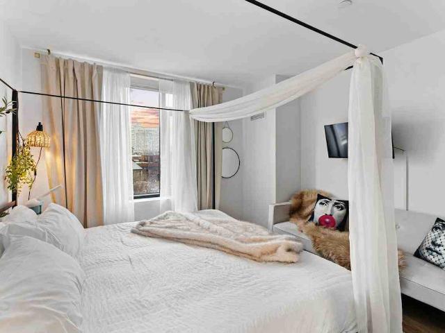 300 Harrison Avenue 3 Bedroom Apartment for Rent at 300 Harrison Ave #1272545P, Boston, MA 02118 South End