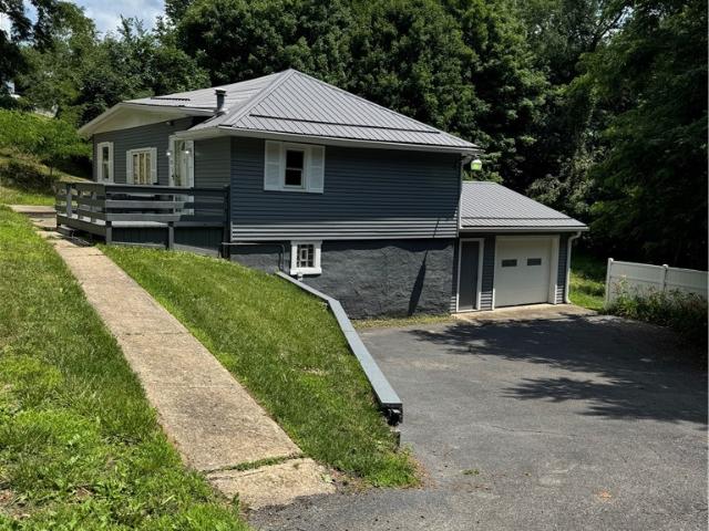300 Henry Avenue