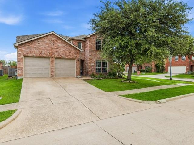 300 Highland Ridge Dr, Wylie, TX 75098
