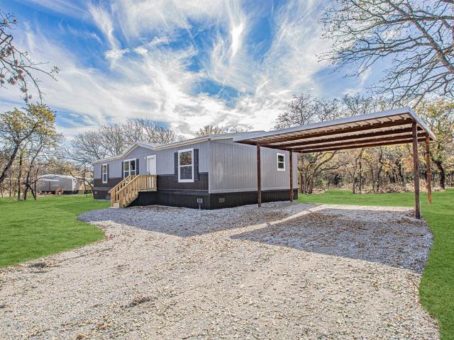 300 Huddleston Rd, Sunset, TX 76270 | MLS #21176 | Compass