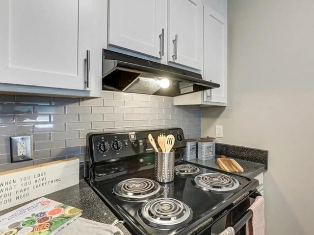 300 Hunters Rd, Huntersville, NC 28078