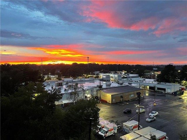 300 Johnson Ferry Rd NE Unit B605, Atlanta, GA 30328