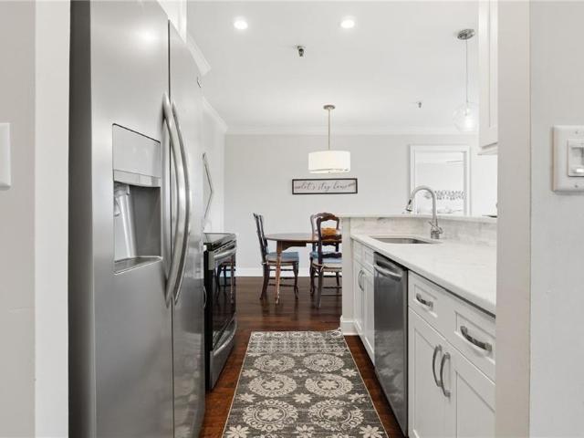 300 Johnson Ferry Road A803