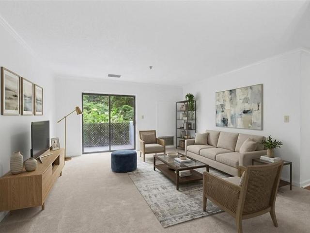 300 Johnson Ferry Road A207