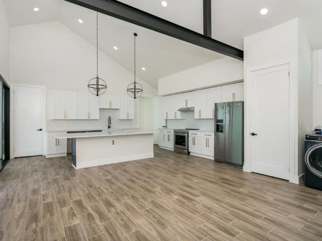 300 Junker Hill Dr, Fredericksburg, TX 78624 | MLS #101783