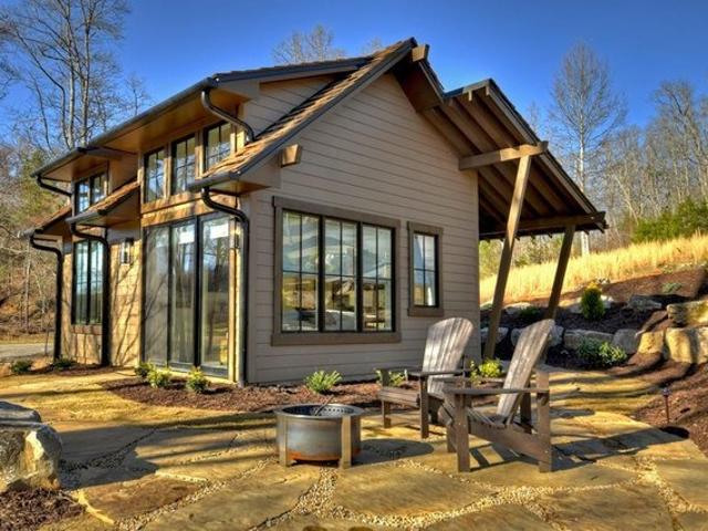 300 Old Toccoa Loop, Mineral Bluff, GA 30559