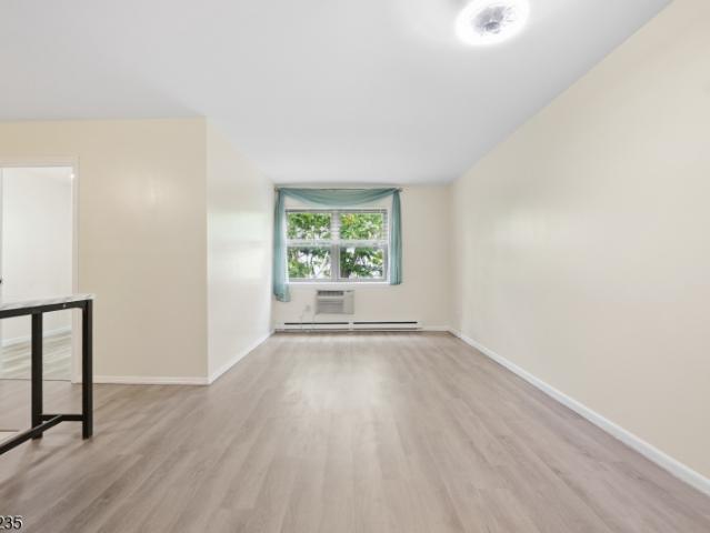 300 Lookout Ave