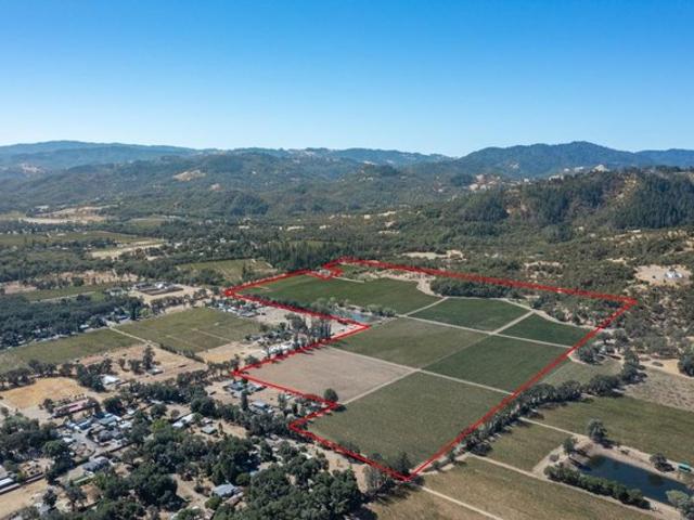 300 Laughlin Way, Redwood Valley, CA 95470