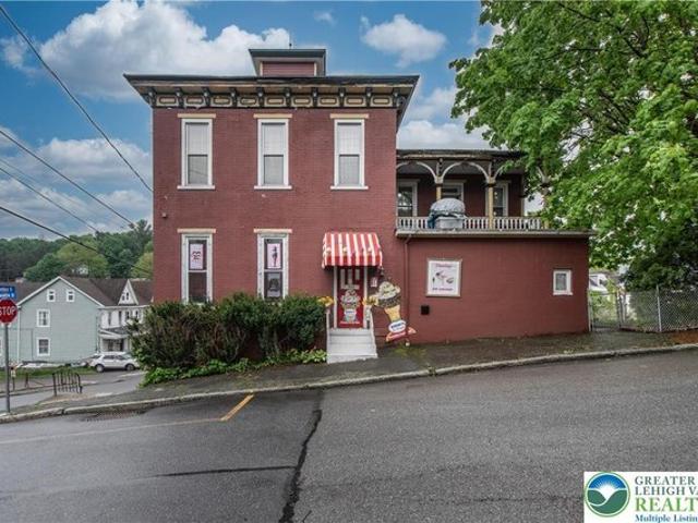 300 Lafayette St, Tamaqua, PA 18252