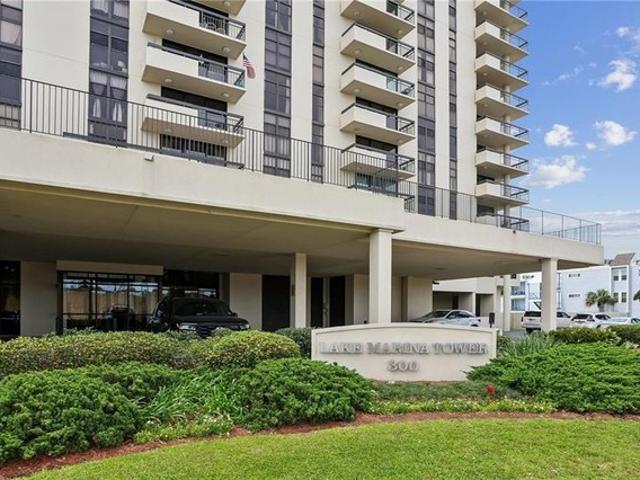 300 Lake Marina Ave Apt 4A, New Orleans, LA 70124
