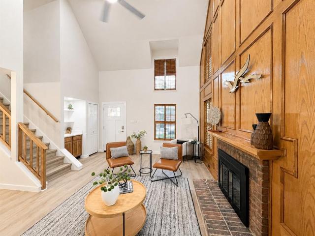 300 Lamesa Court