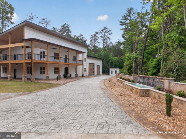 300 Mountain Ridge Drive