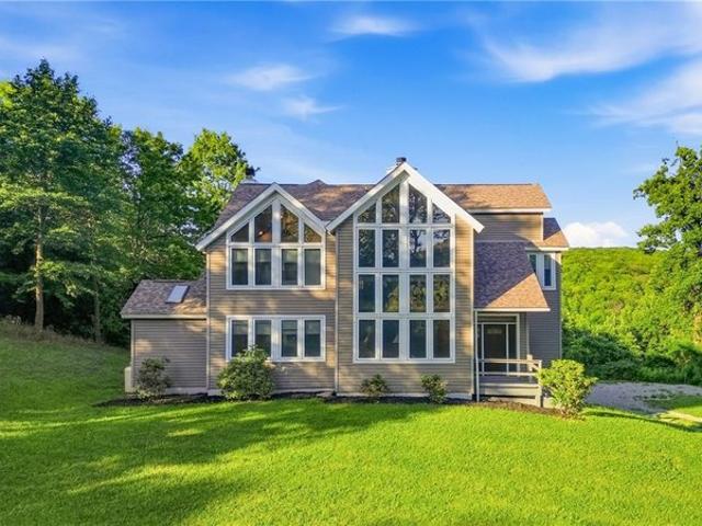 300 Mohawk Rd, Champion, PA 15622