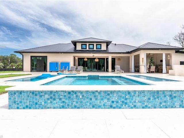 300 Montura Ave, Clewiston, FL 33440