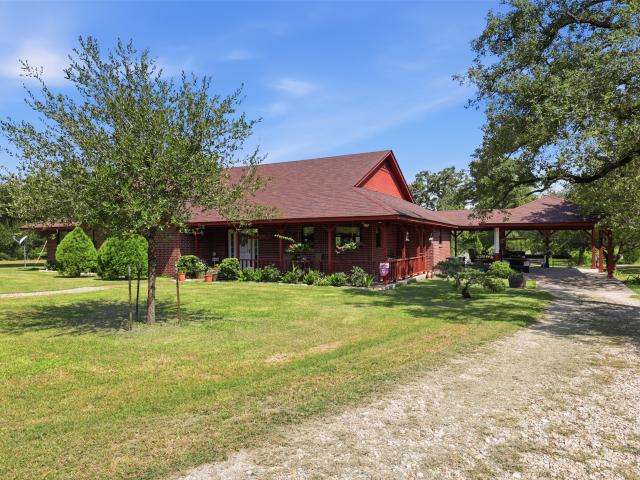300 Moss Oak Drive