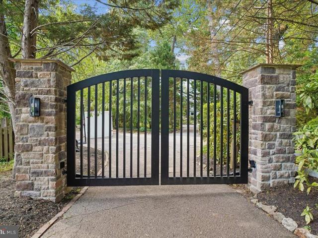 300 Magothy Bridge Road