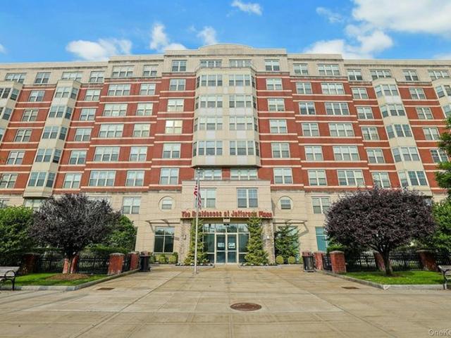 300 Mamaroneck Ave Apt 328, White Plains, NY 10605