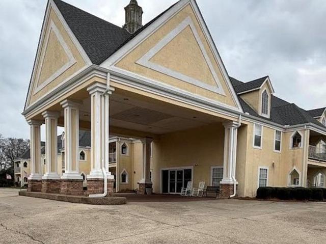 300 Mason St, Laurel, MS 39440