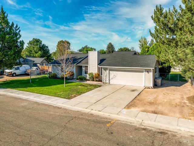 300 Meadowbrook Dr