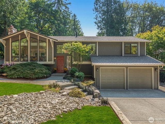 300 MT Pilchuck Ave SW, Issaquah, WA 98027
