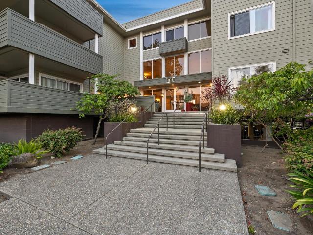 300 Murchison Drive 312
