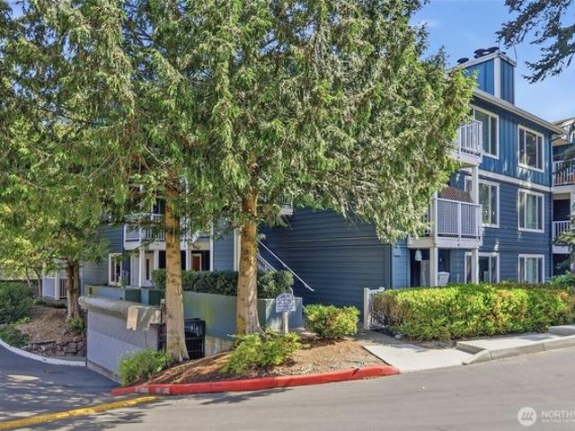 300 N 130th St W Unit 2205, Seattle, WA 98133