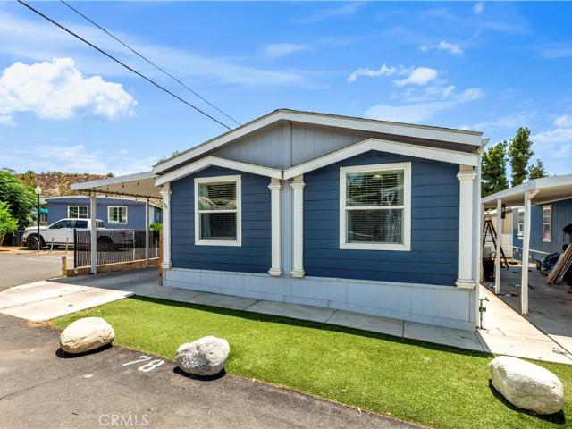 300 N Ellis 78