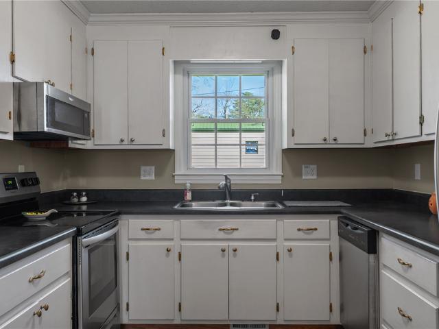 300 N Green Street