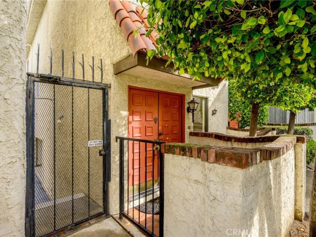300 N Isabel Street 10