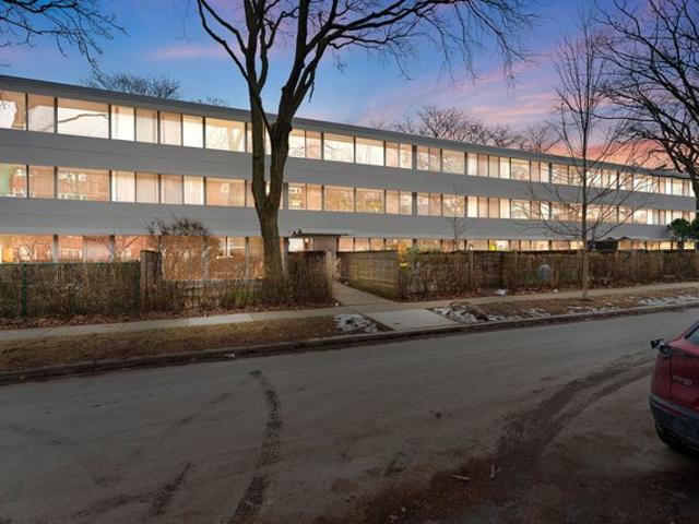 300 N Maple Ave, Oak Park, IL 60302