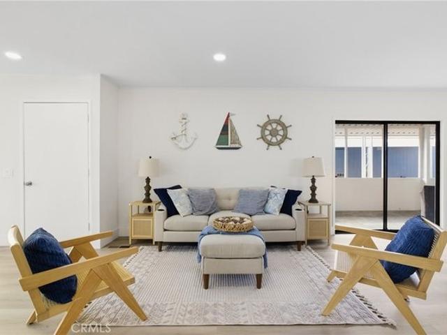 300 N Rampart St Trlr 152, Orange, CA 92868