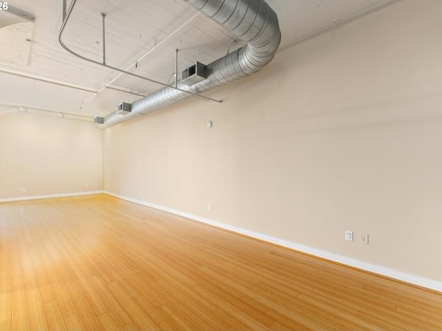 300 NW 8TH AVE # 303