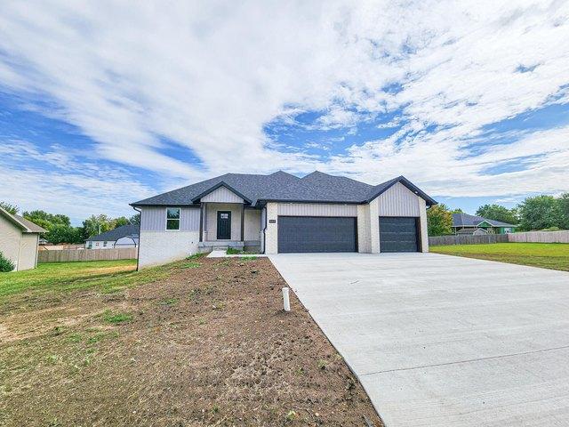 300 S Aspen St, Buffalo, MO 65622