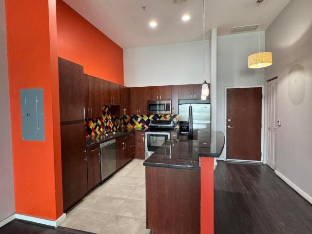 300 S Australian Ave 111, West Palm Beach, FL
