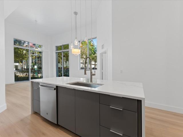 300 S Australian Ave, Unit 105, West Palm Beach, FL 33401 | MLS #B26001 | Compass