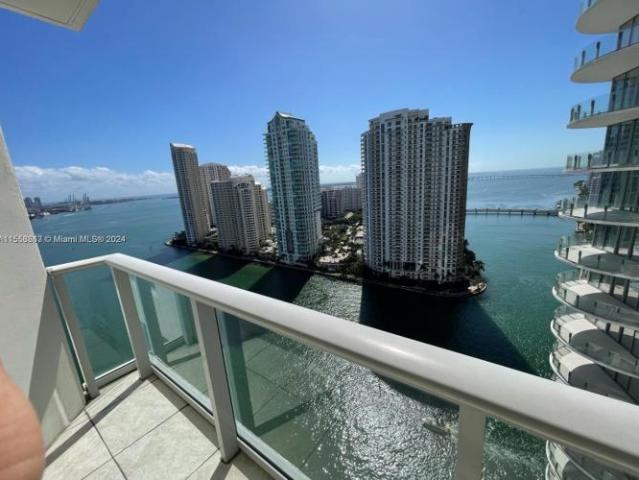 300 S Biscayne Blvd #T 2406, Miami, FL 33131