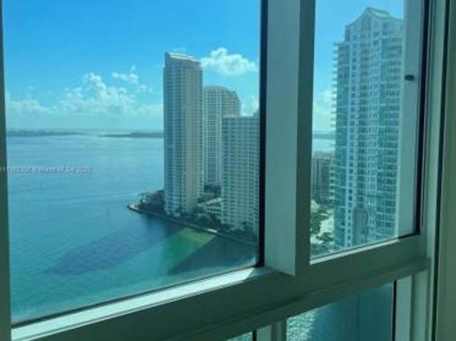 300 S Biscayne Blvd #T 2414 Miami, FL 33131