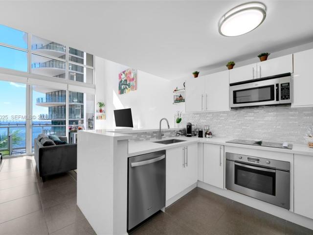 300 S Biscayne Blvd, Unit L410, Miami, FL 33131 | MLS #A11952