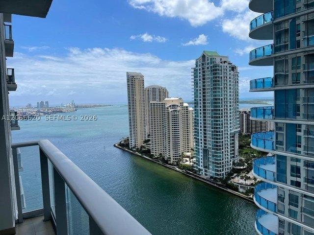 300 S Biscayne Blvd Unit T2804, Miami, FL 33131