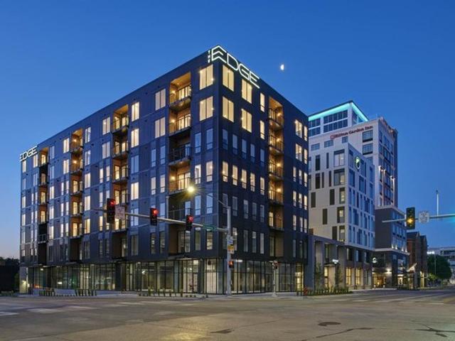 300 S Clinton St Unit 604, Iowa City, IA 52240