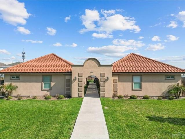 300 S Ridge Ln, San Juan, TX 78589